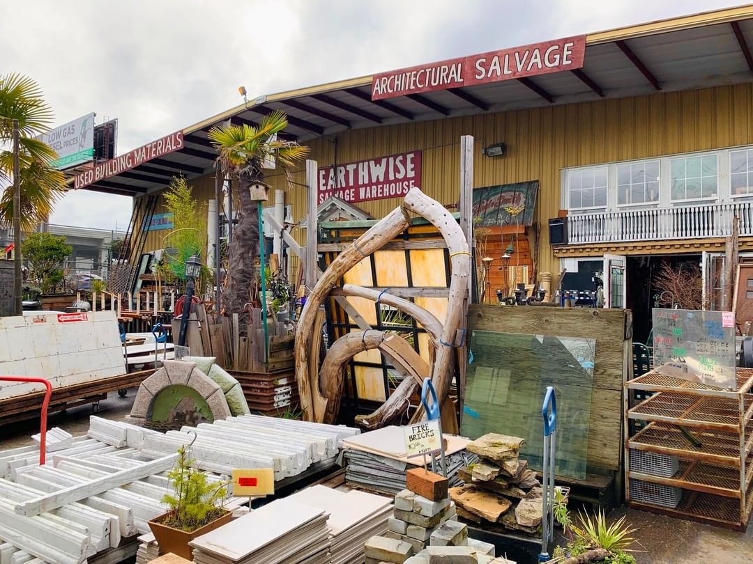 The 16 Best Thrift Stores in Seattle - Seattle Vacation Home